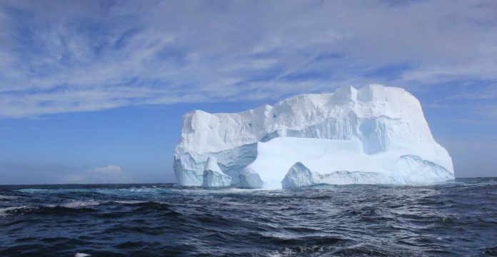 Vidéo. En Antarctique, formation d’un des plus gros icebergs jamais vus ...