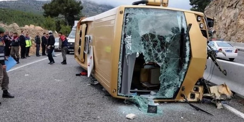 Vidéo. Sénégal: 4 morts et 60 blessés dans un accident de bus , H24info