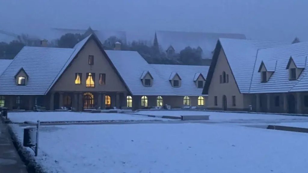La ville d'Ifrane se prépare à d'importantes chutes de neige , H24info